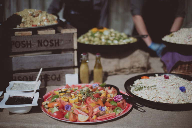 Rustic Wedding Buffet | Love Bean